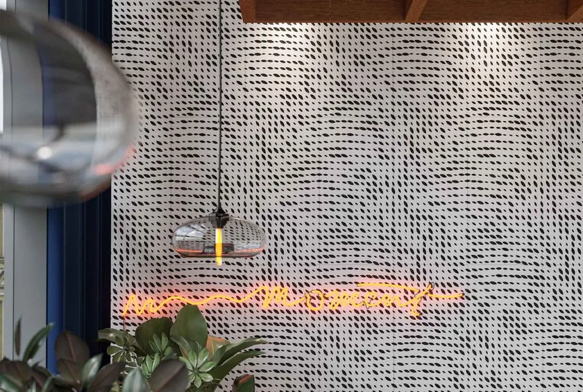 Arktura | Vapor® Breeze - Loop Architectural Materials